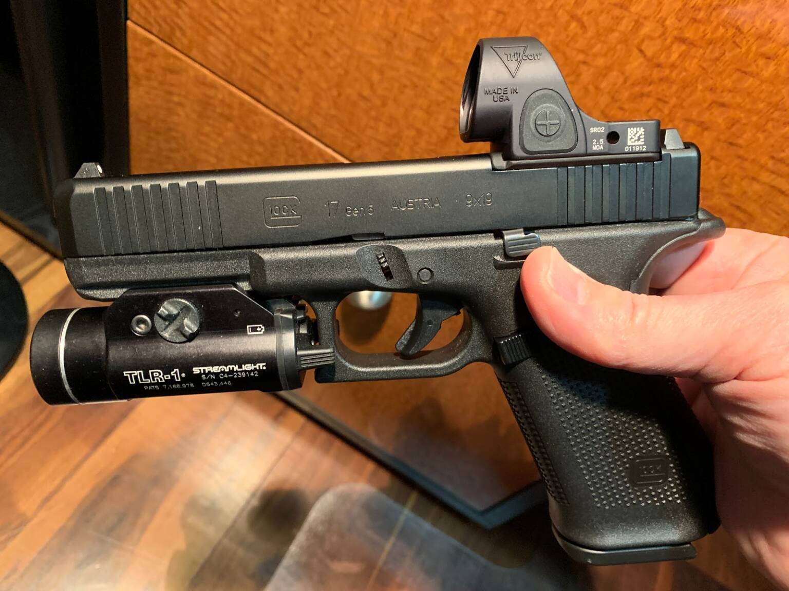 Installing a Trijicon SRO on a Glock MOS Pistol | RKB Armory